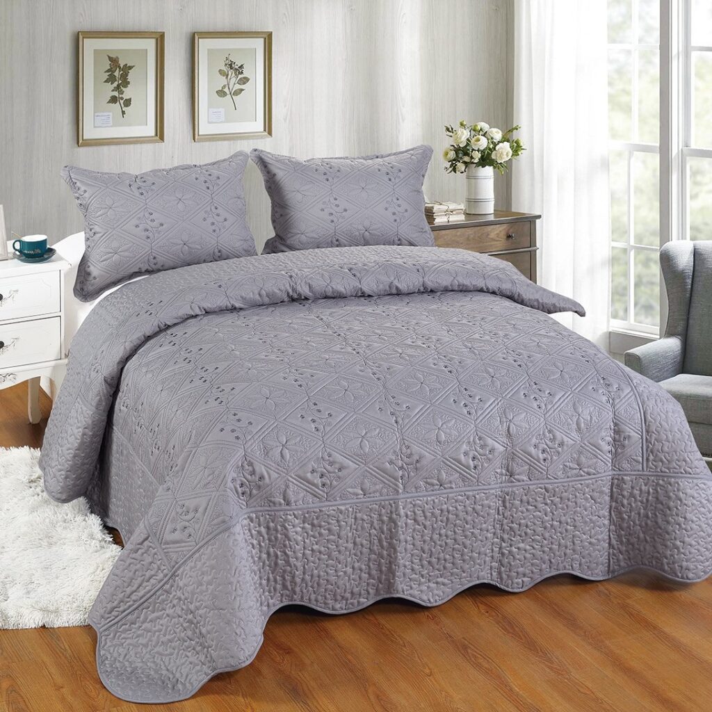 Cuverturi Pat | Cuvertura Pat Matlasata de la 99 Lei | Pufulino 🐼